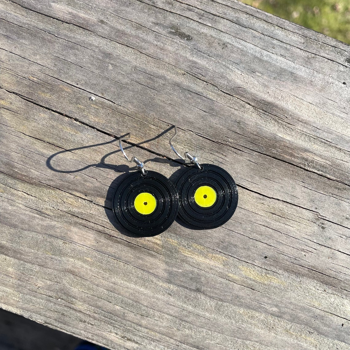 Small Groovy Record Earrings, Vinyl Earrings, LP Earrings, Groovy ...