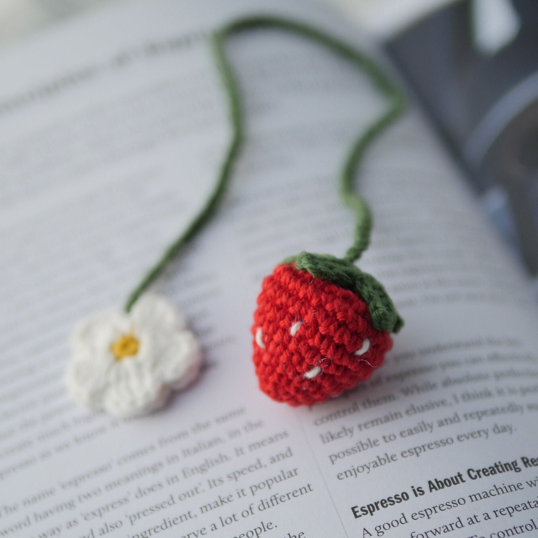 Crochet Strawberry Bookmark With Flower Gift Idea for Lovers - Etsy