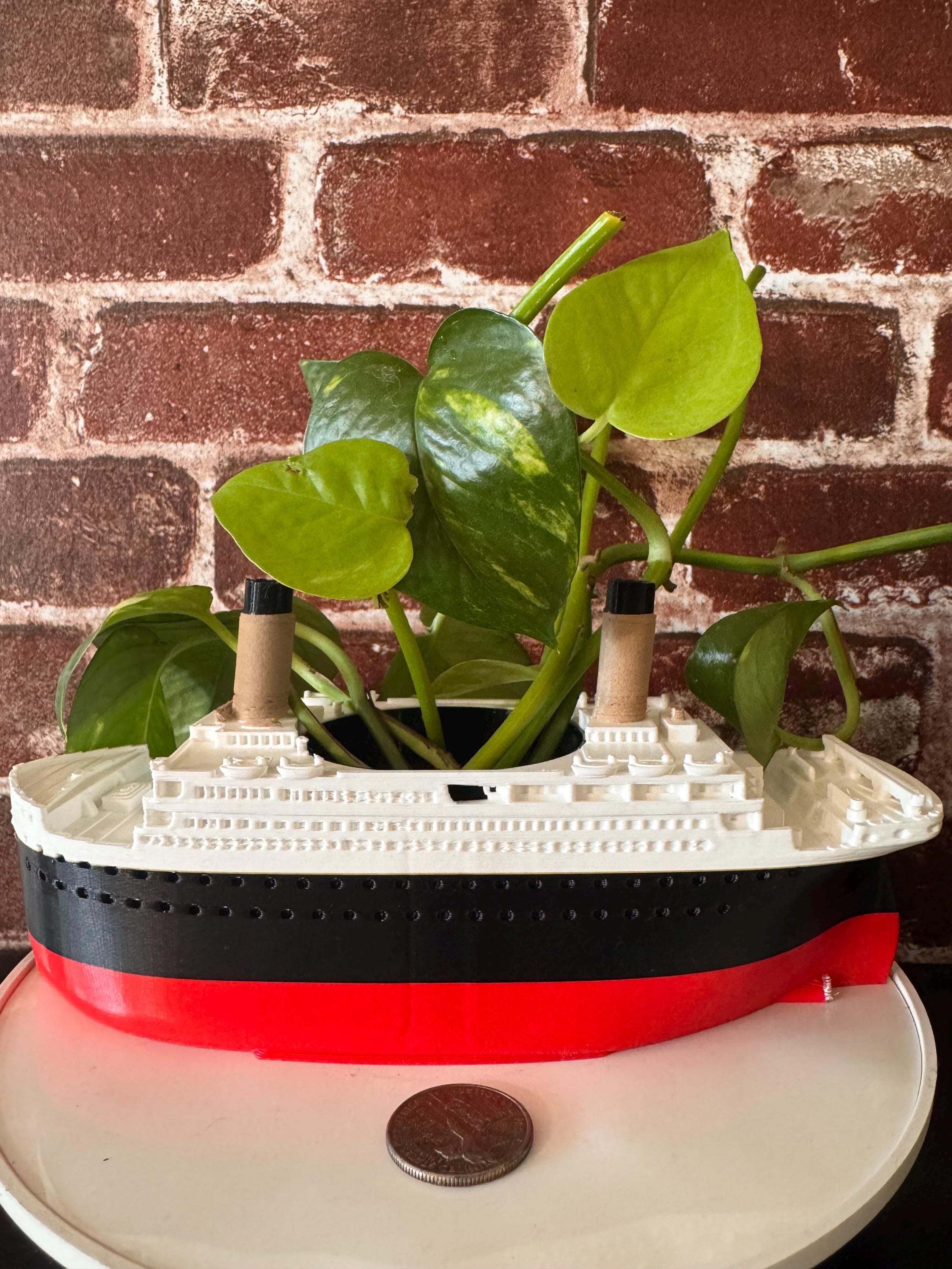Titanic Ship Planter Gift With Inner Pot - Etsy