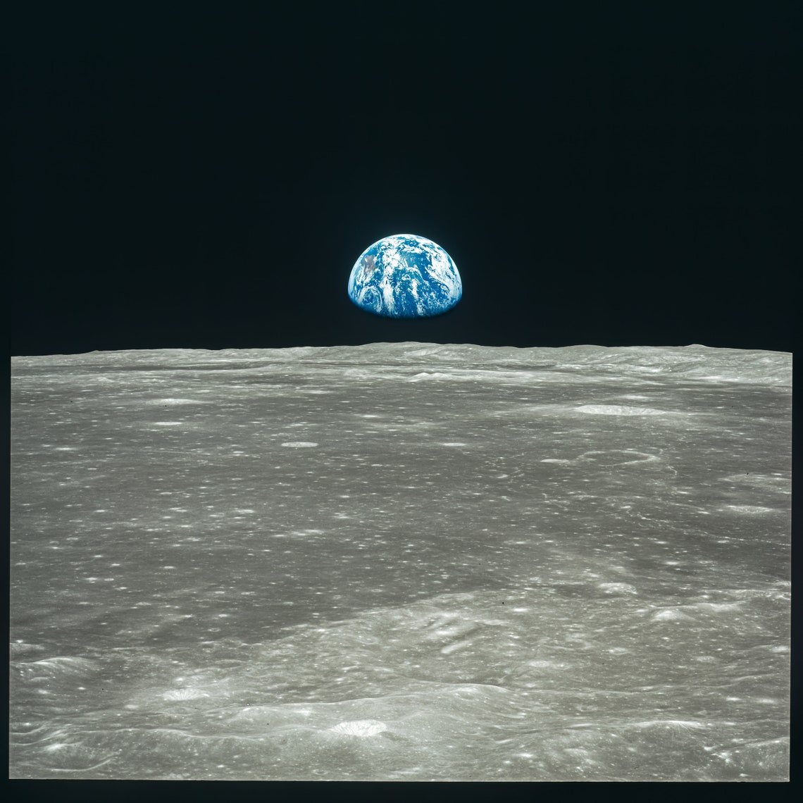 Earthrise Photo Remastered, 70 Megapixel Hi-res Photo - Etsy