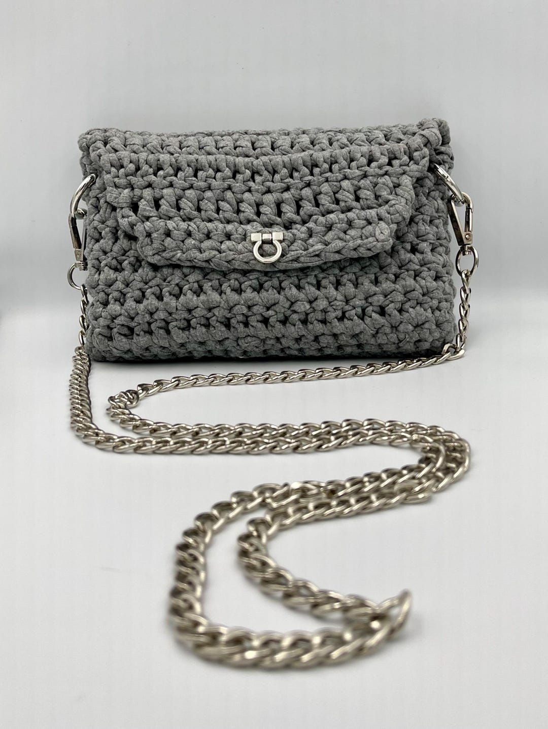 Handmade Crochet Crossbody Purse, Gray T-shirt Yarn, Silver Chain - Etsy