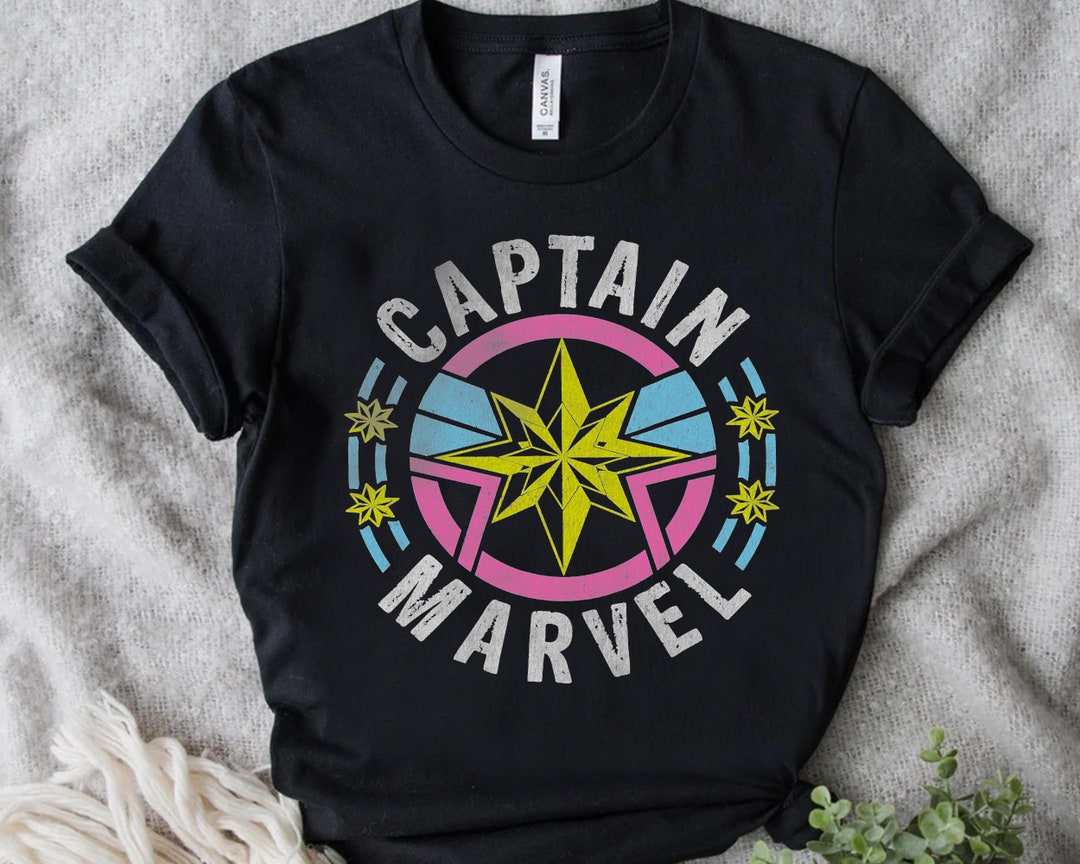 Capitán Marvel '90s Style Logo Retro Shirt, MCU Fans Gift Camiseta ...