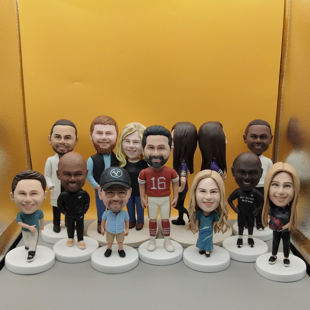 Personalized Bobbleheads, Custom Bobbleheads That Look Like You,make ...