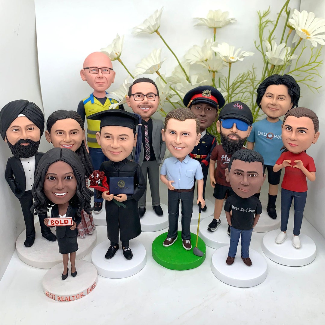 Custombobbleheads,personalised Staff Bobbleheads, Romanticgifts for Him, Birthday Bobbleheads ...