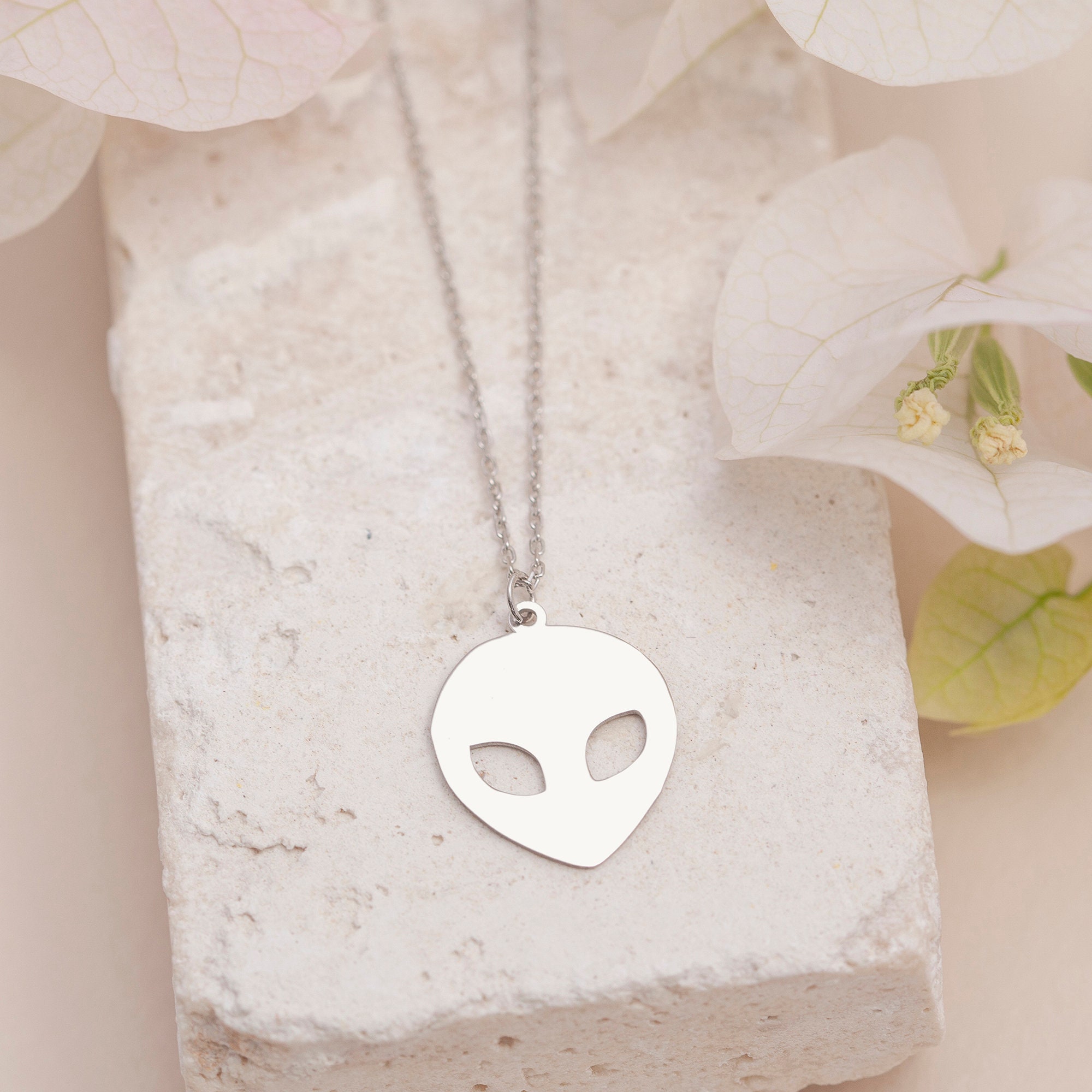 Alien Gold Necklace Tiny Alien Necklace Alien Pendants I - Etsy