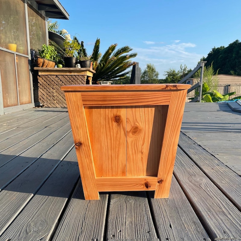 Cedar Planter Box - Etsy