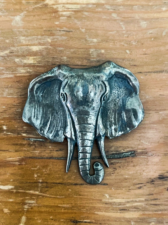 Vintage Sterling Silver Realistic Elephant Head Brooch - Gem