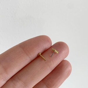 20G/18G/16G Cz V-shape Push Pin Labret • Threadless Flat Back Earring ...