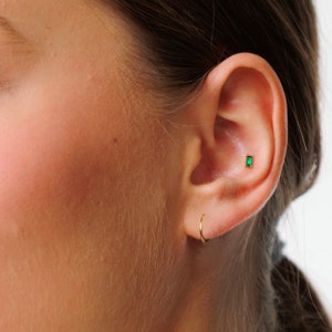 20G/18G/16G Emerald Baguette Push Pin Labret Threadless Flat Back Earring Tragus Stud Flat Back ...