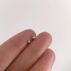 20G/18G/16G Heart Push Pin Labret • Threadless Flat Back Earring ...