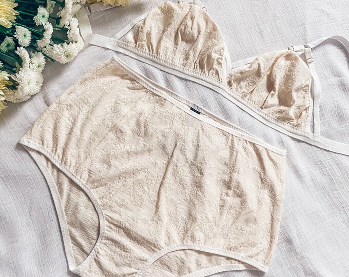 Plus Size Bralette ,high Cut Model , Modest Bralette, Modesty Panel, XL ...