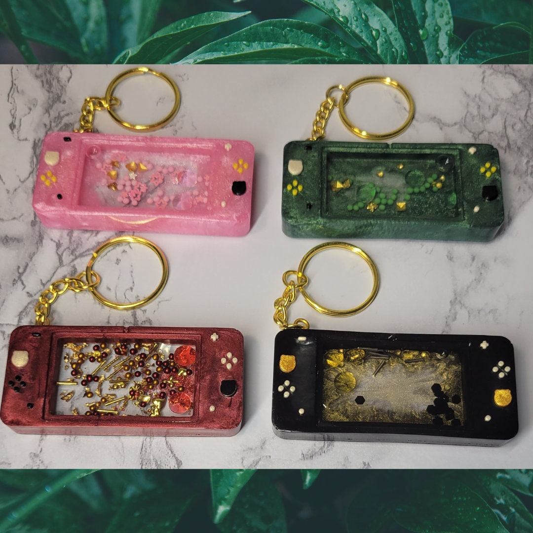 Gameboy Shaker Keychain,mini Gameboy, Keychain, Resin Keychain, Shaker ...
