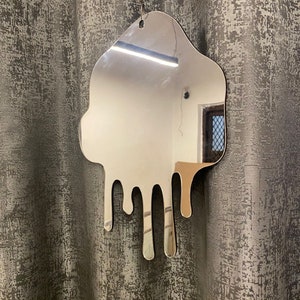 Decorative Slime Drip Mirrored Acrylic Wall Mirror, Melting Mirror ...
