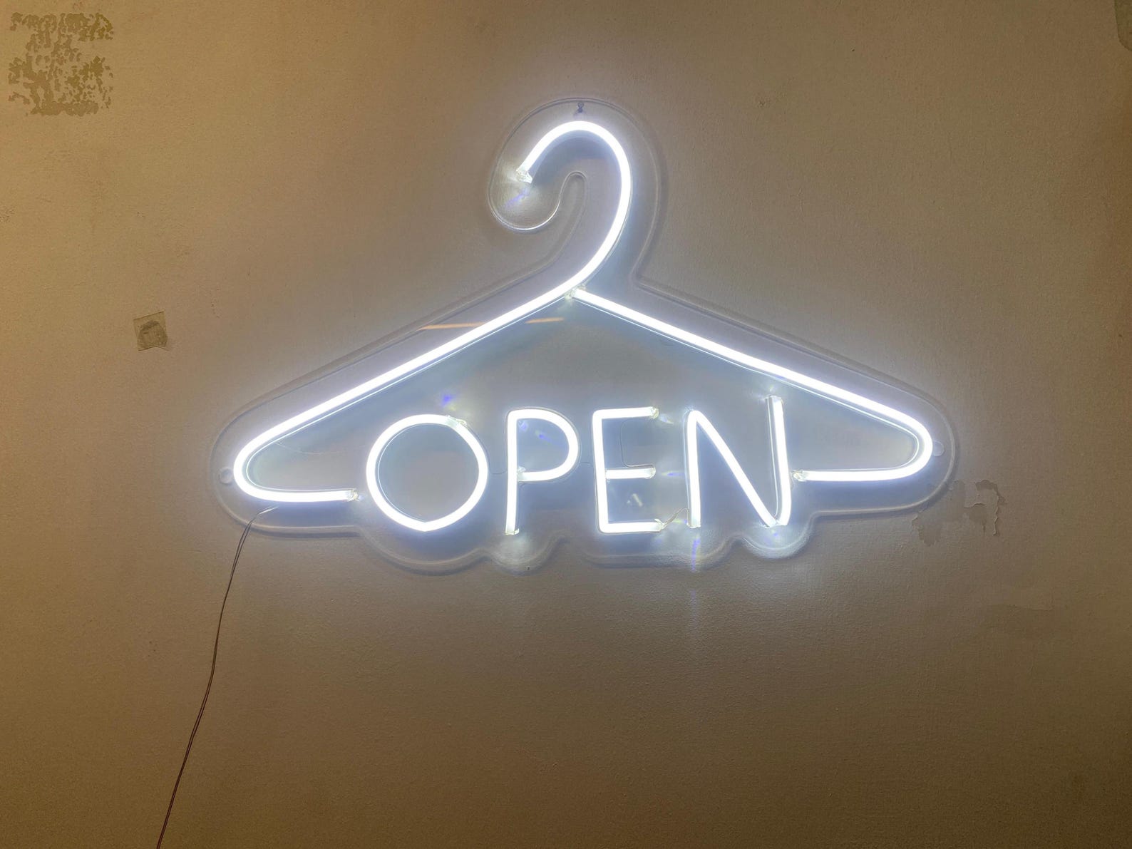 Hanger Open Neon Sign, Neon Sign Hanger, Showroom With LED Open Sign ...