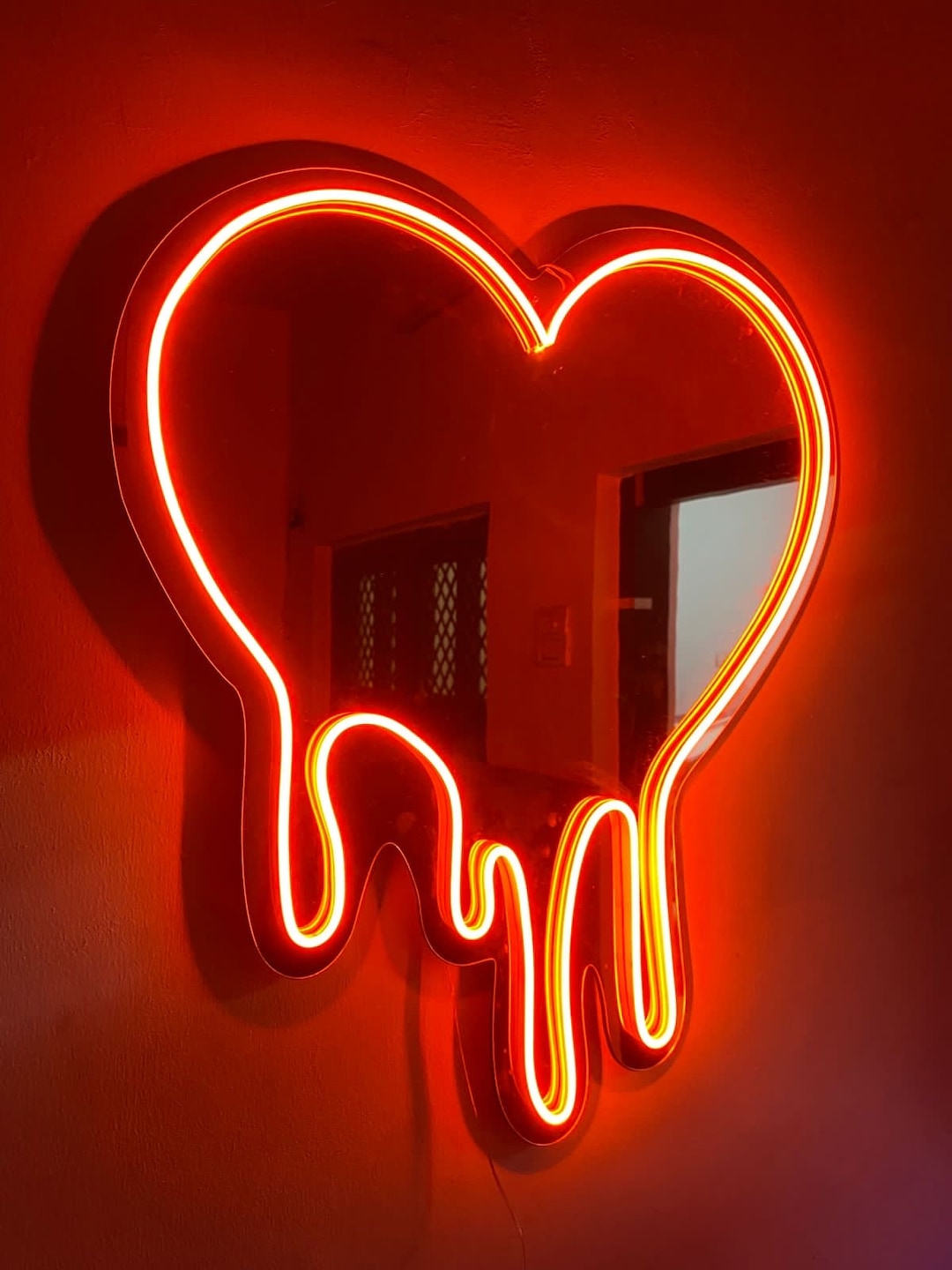 Bleeding Heart Led Neon Mirror Sign | Melting Heart Makeup Mirror Neon ...
