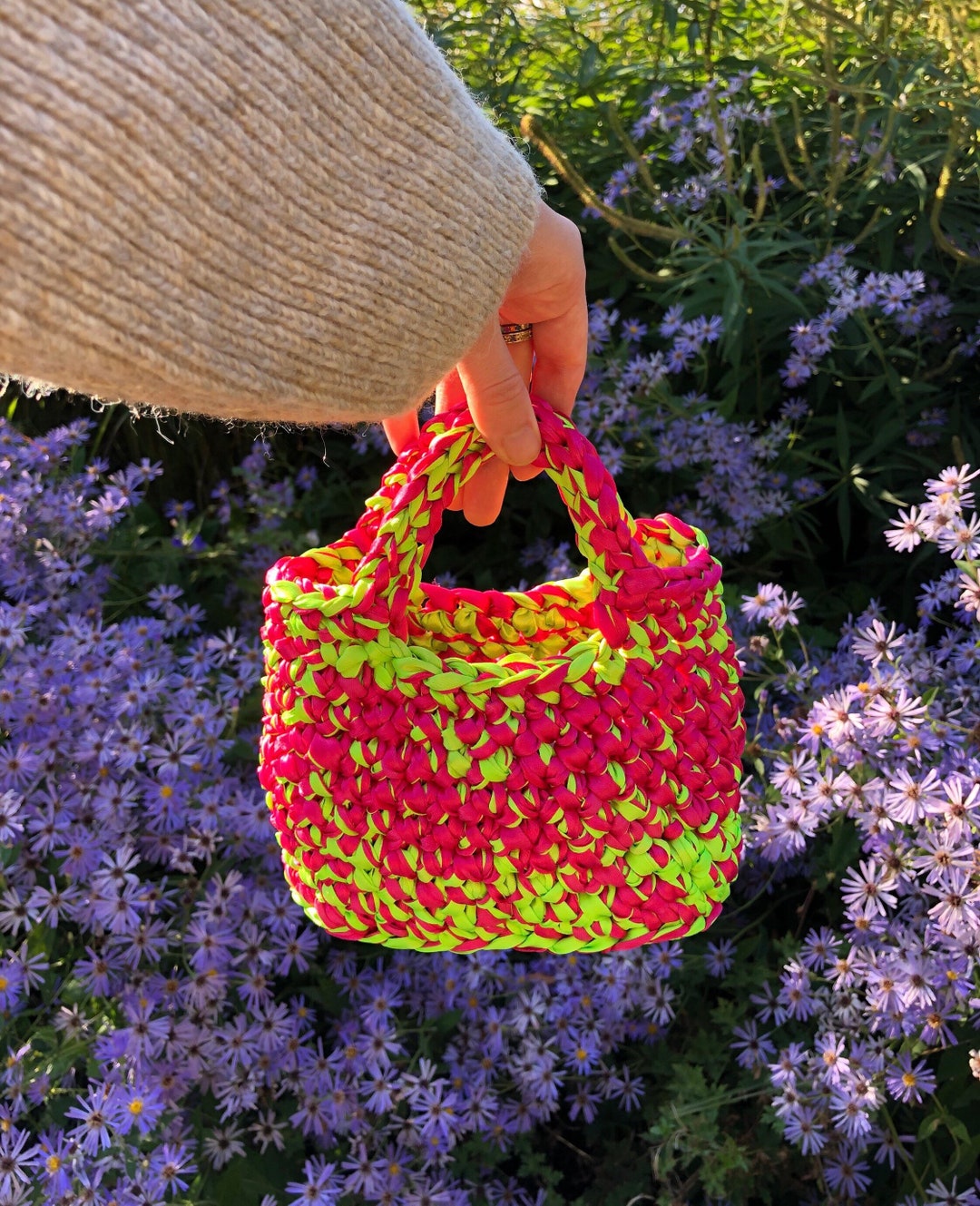 CROCHET PATTERN: Easy Chunky Satin Handbag (PDF) | Top Handle Handbag ...