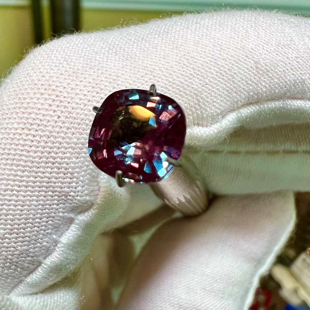 Color Change Alexandrite Gemstone: Lab Created Round Cut, 1-4CT - Etsy
