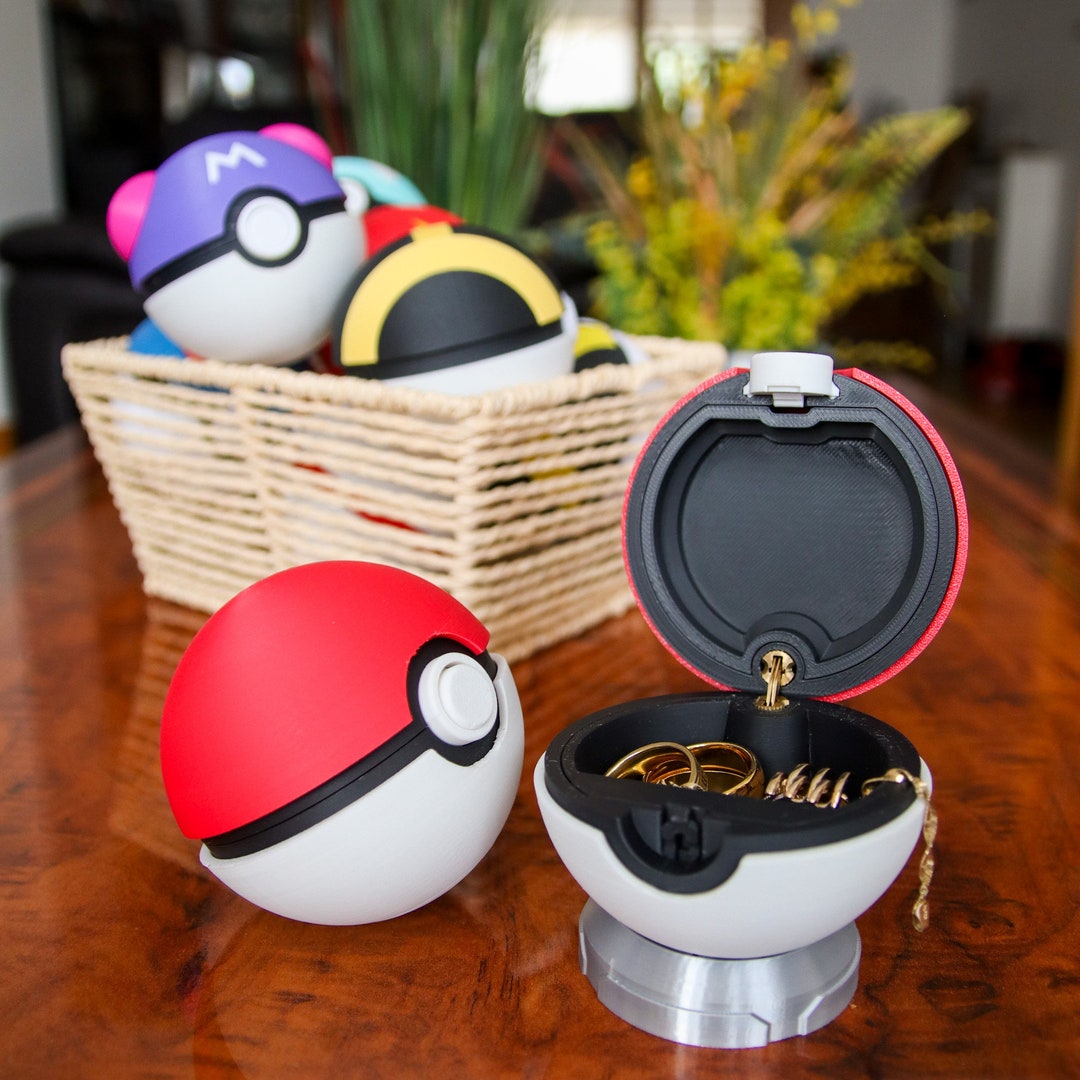 Pokeball - Storage Box- Coin Case - Personalised Pokemon Replica Prop ...