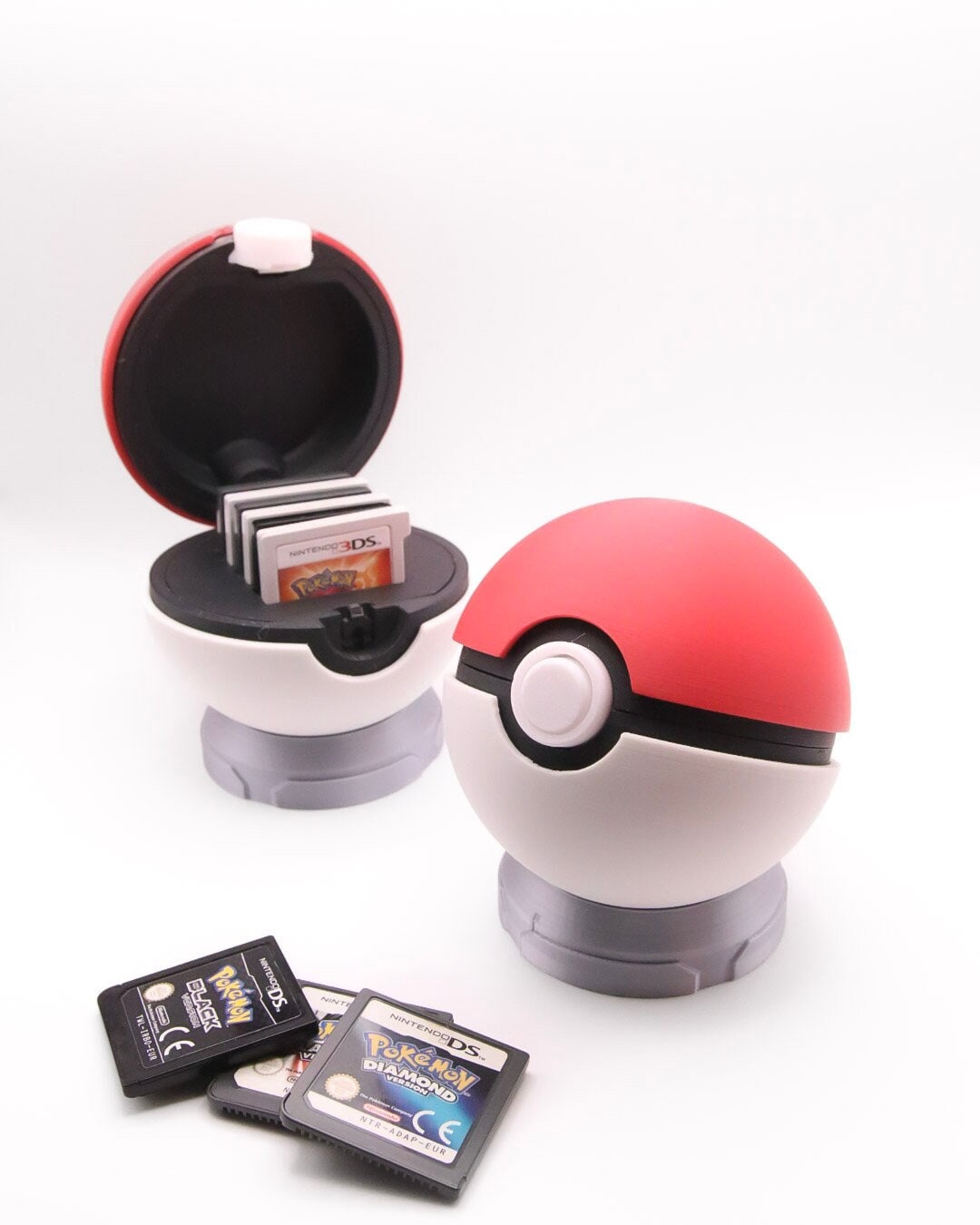 Pokeball Nintendo DS/3DS Game Case - Pokemon Replica Prop Game Case ...
