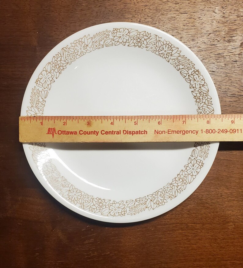 Vintage Corelle Dinner Plate With Brown Woodland Pattern - Etsy