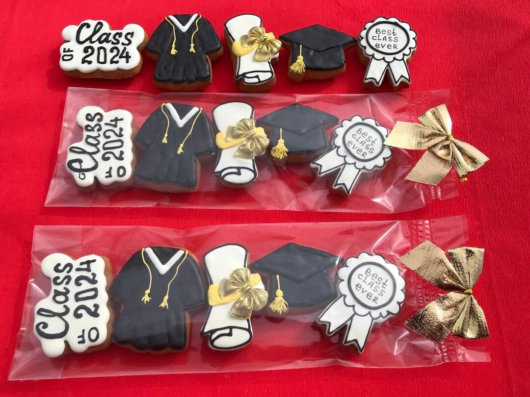 Graduation Cookies 2025 – Custom Themed Sugar Cookies for Graduation ...