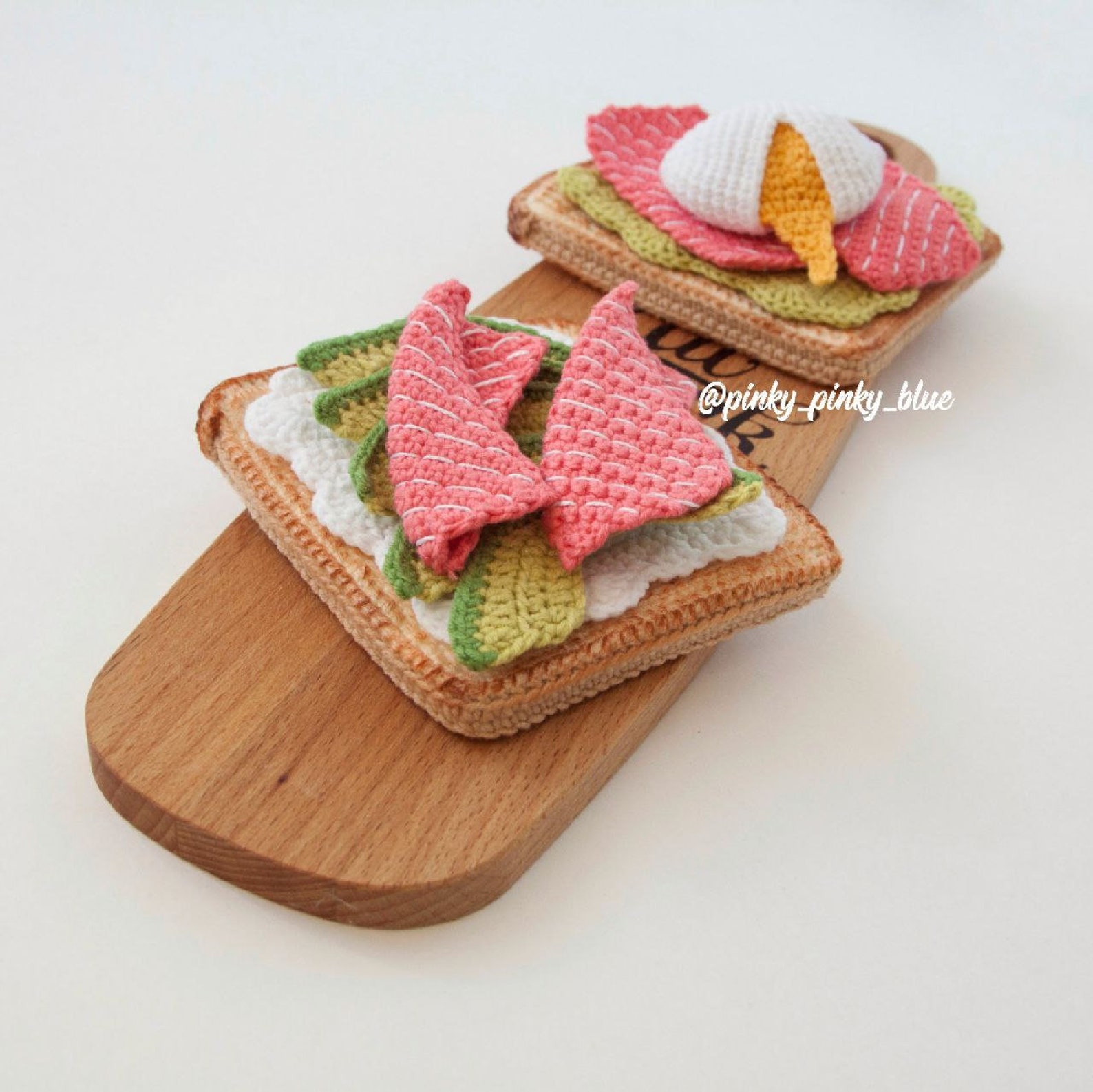 Toasts With Salmon and Avocado Crochet Pattern - Etsy