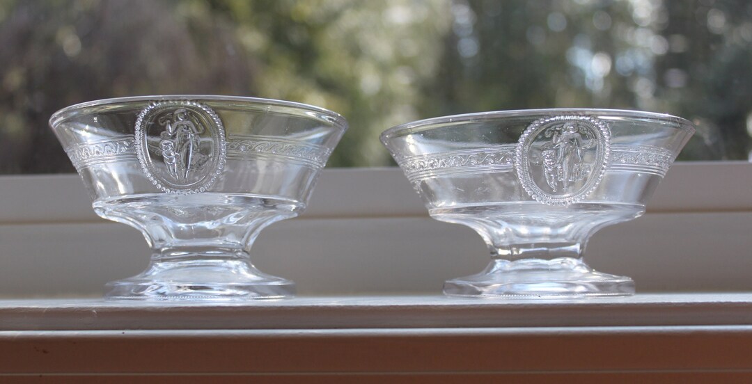 Cupid and Venus by Richards & Hartley Glass Berry Dessert Sauce Bowl ...
