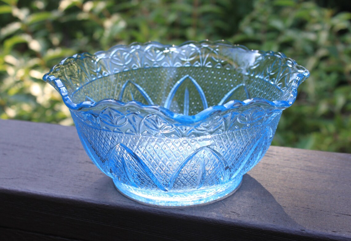 Vintage Fenton Princess House Pattern Decorative Bowl With Scalloped ...