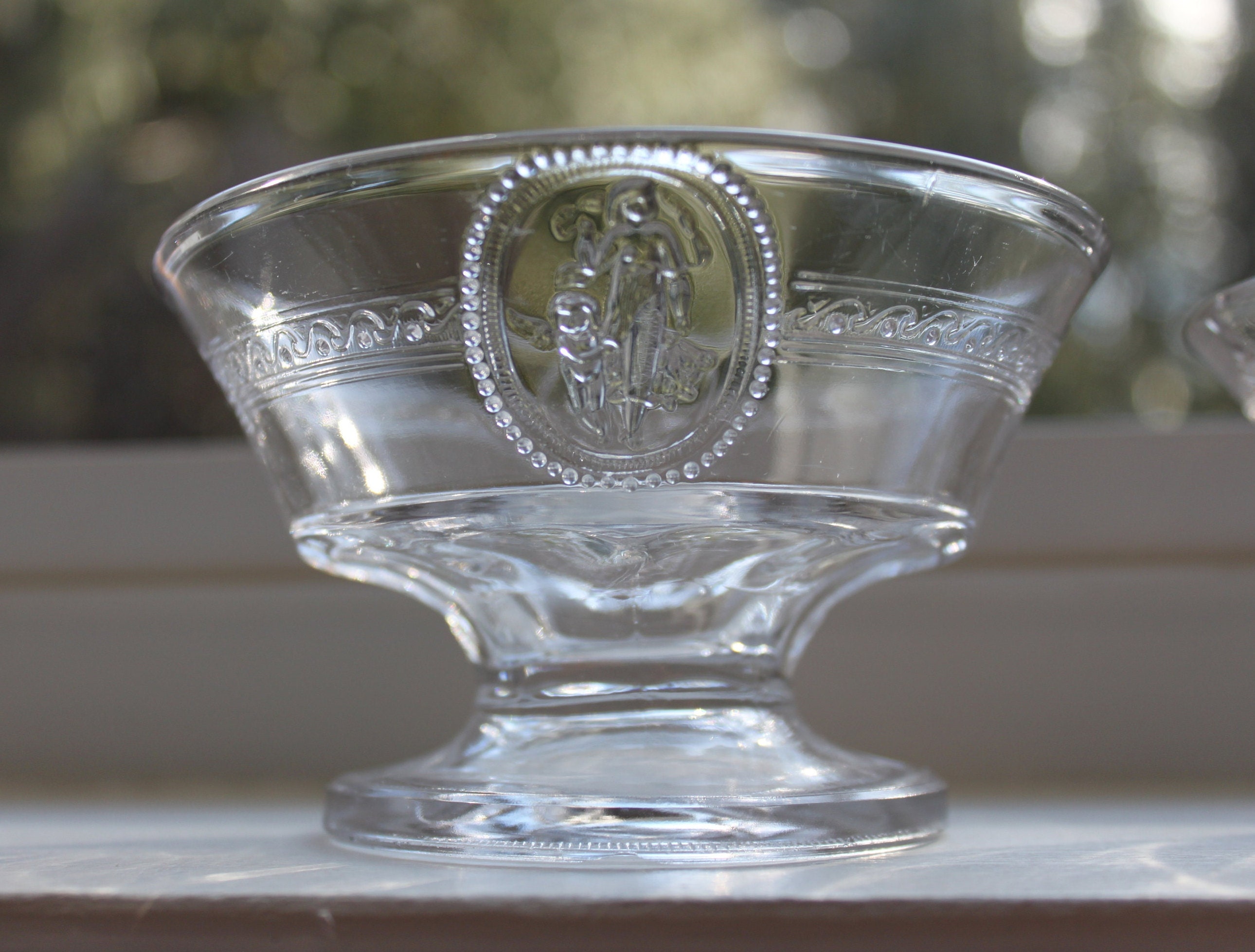Cupid and Venus by Richards & Hartley Glass Berry Dessert Sauce Bowl ...