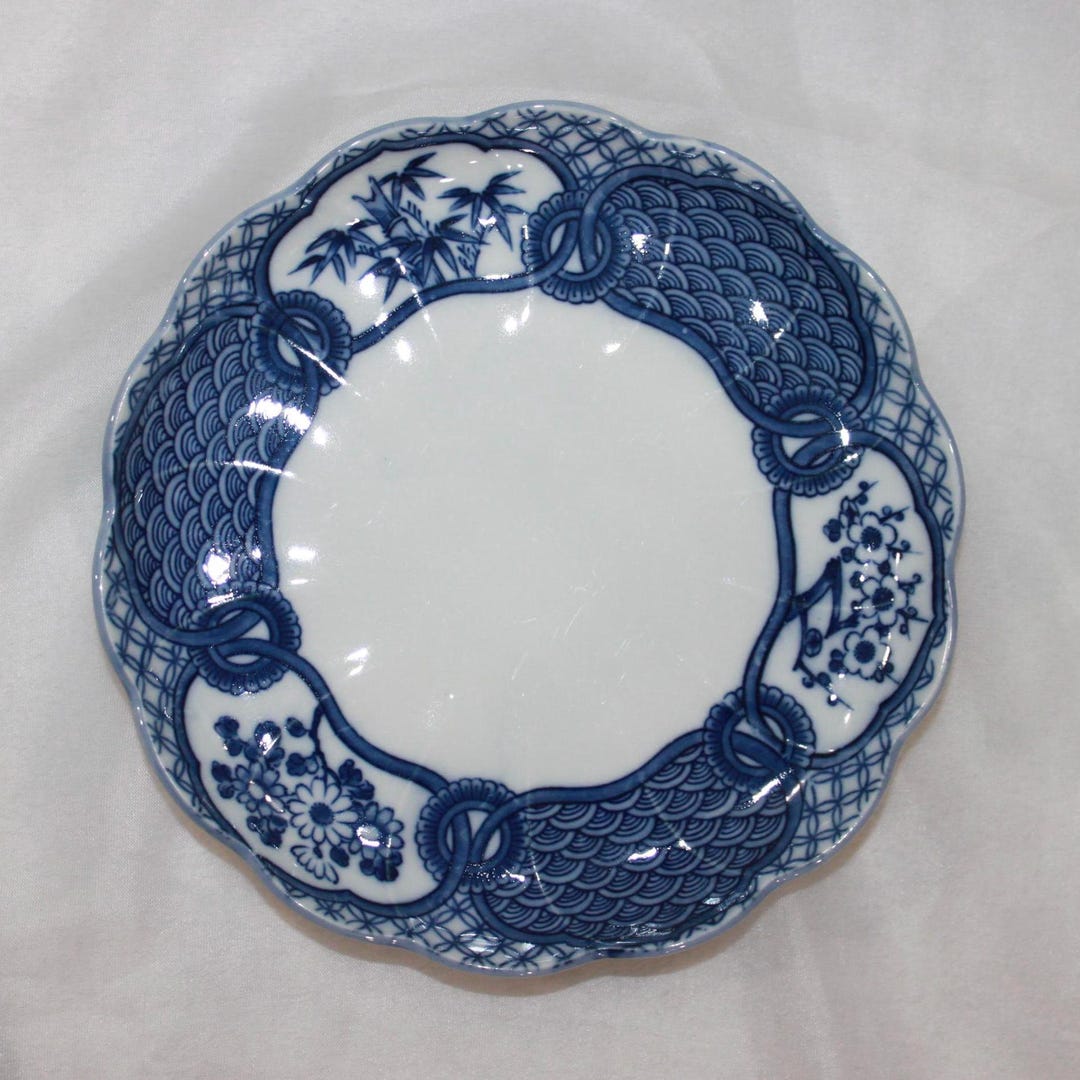 Poreclain Footed Plate Blue and White Floral Design Scalloped Edges ...