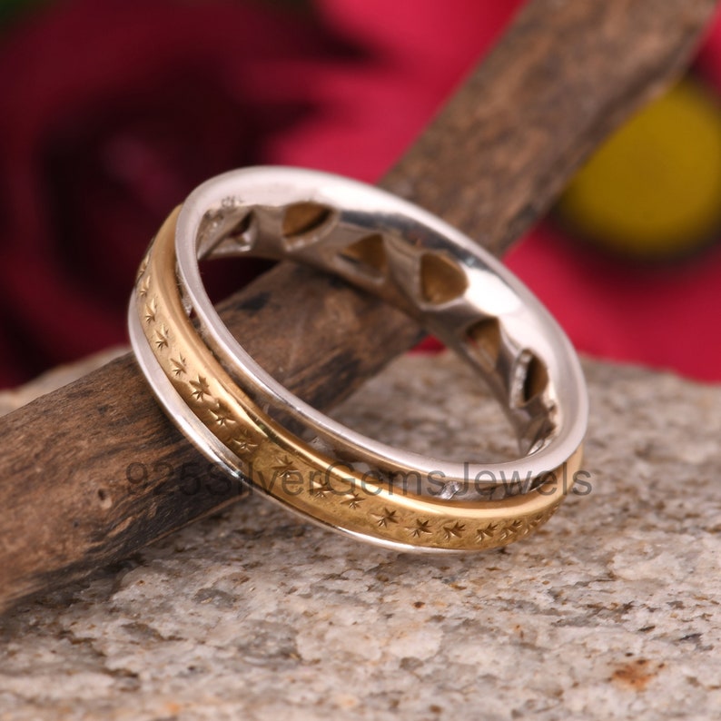 Antique Hammered & Handcrafted Two Tone Spinner Ring - Etsy