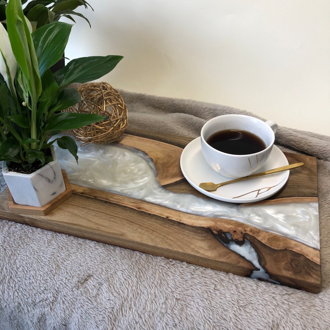 Wooden Oak Resin River Epoxy Serving Tray | Epoxy Wood Slab for Serving ...