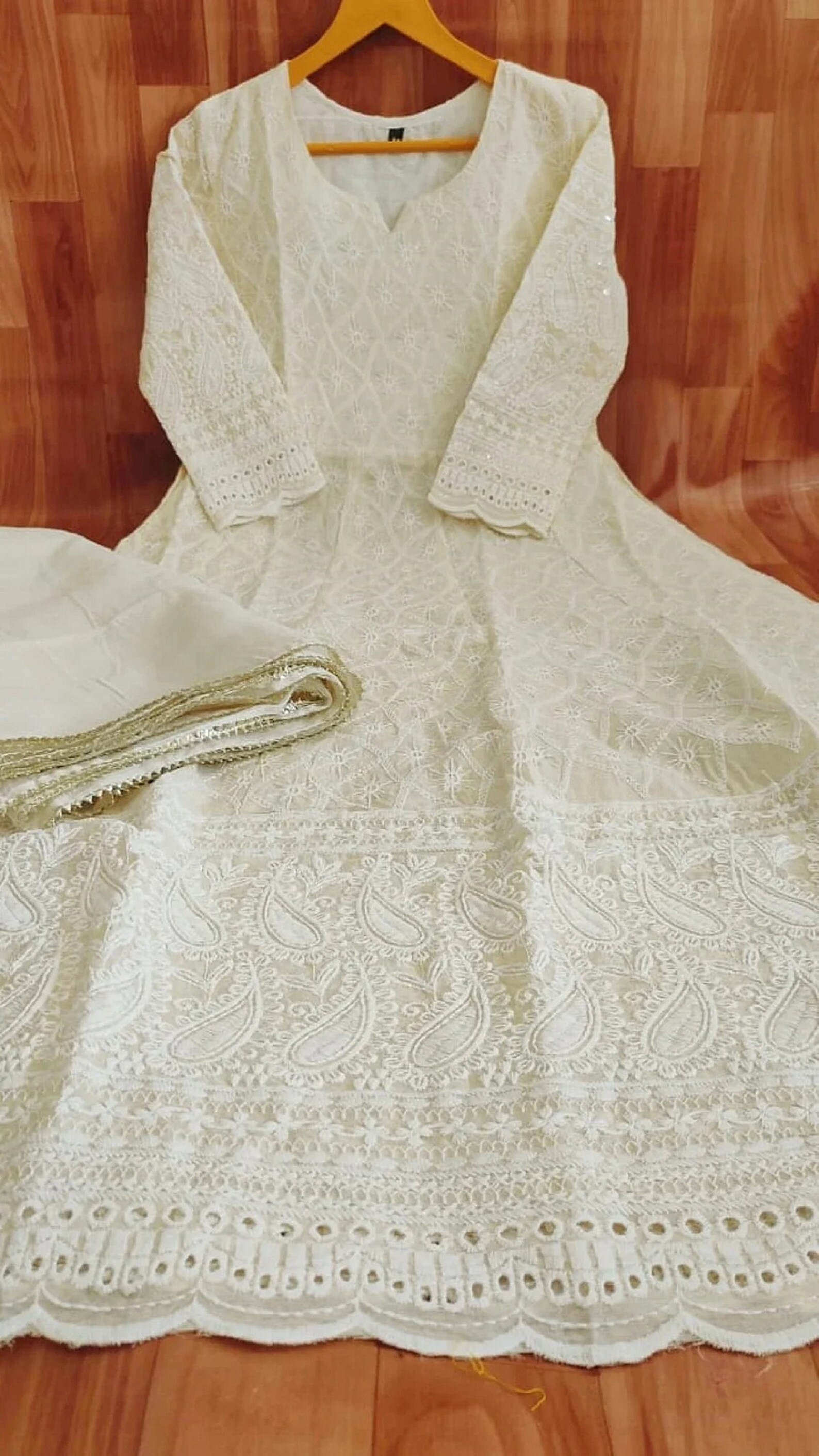 Exclusive off White Color Premium Chikankari Anarkali Suit With Pant ...