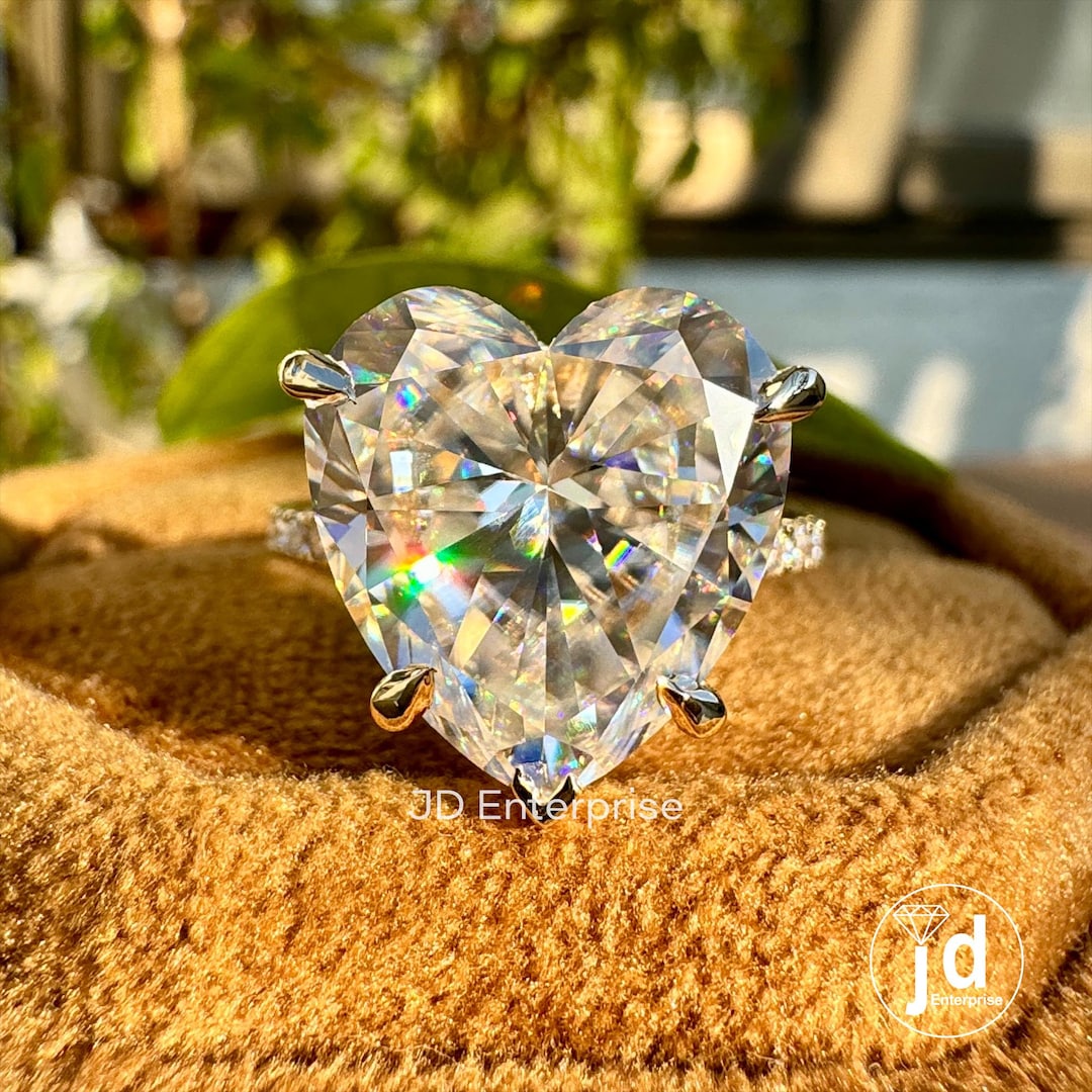 8.00 TCW Colorless Heart Shape Moissanite Engagement Ring, Celebrity ...