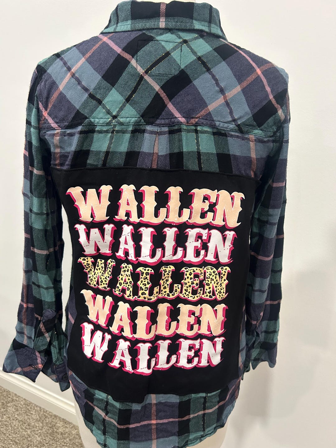 Morgan Wallen Concert Flannel: Size Small Women’s - Etsy