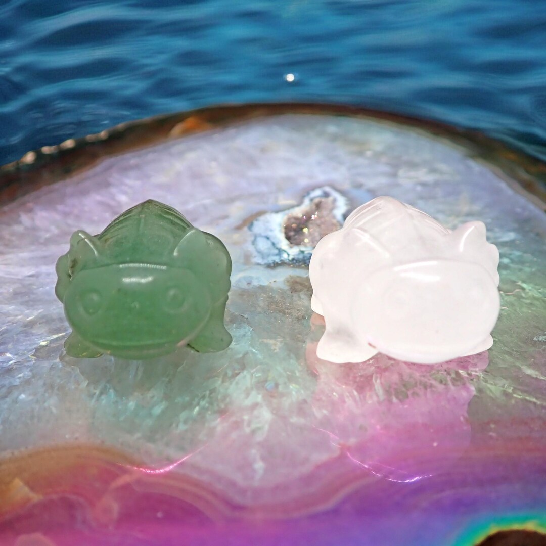 Crystal Axolotl Carving: Green Aventurine or Clear Quartz Figurine - Etsy