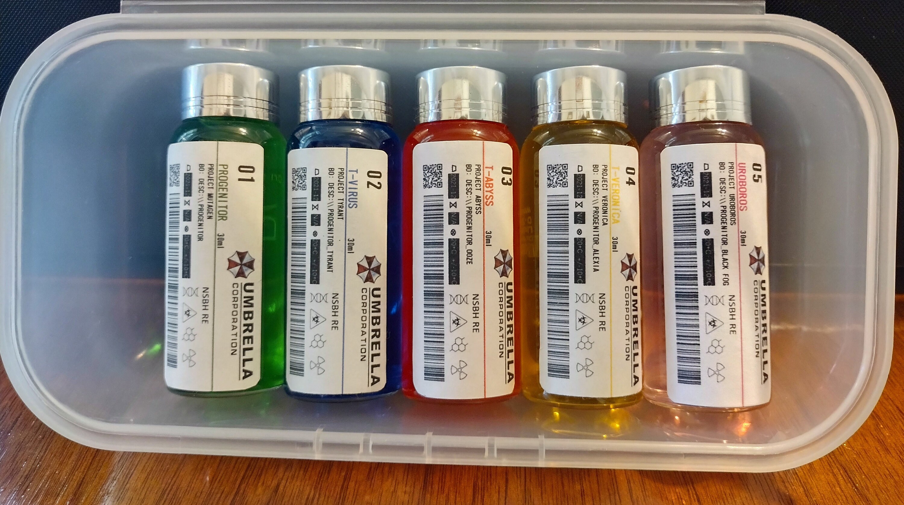 Biohazard Prop Vials, Laboratory Vials, Resident Evil, Set of Five ...