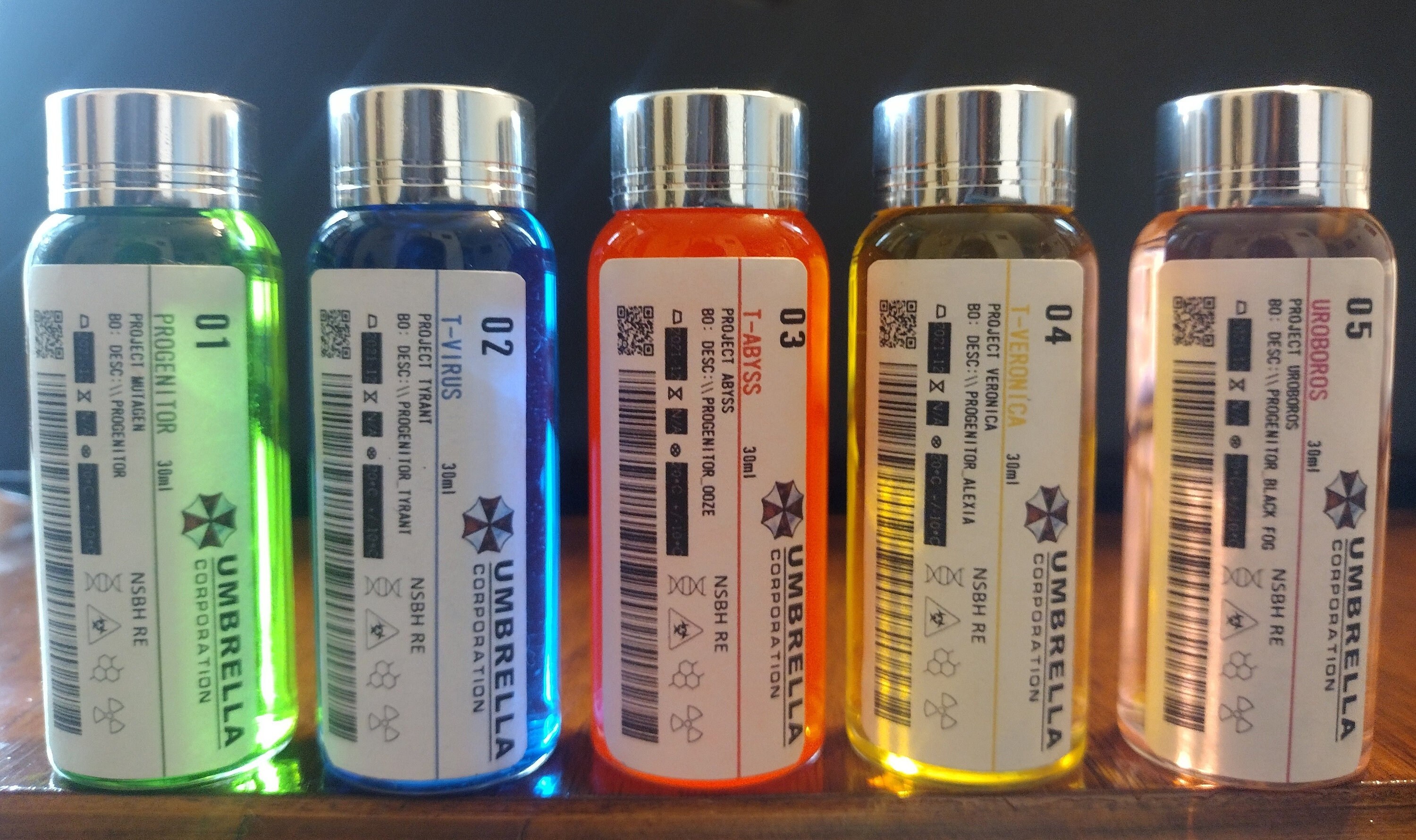 Biohazard Prop Vials, Laboratory Vials, Resident Evil, Set of Five ...