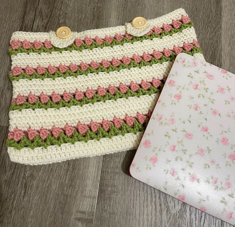 Crochet Tulip Laptop Cover/sleeve Pattern (english and Spanish Versions ...