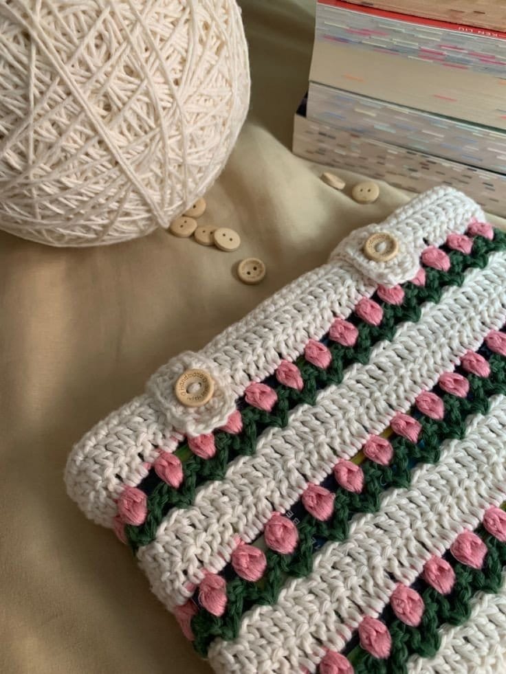 Crochet Tulip Laptop Cover/sleeve Pattern (english and Spanish Versions ...