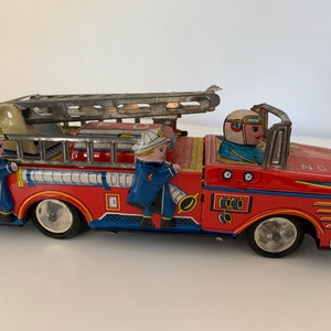 Rare Vintage Tin Lithograph F.D. Fire Engine Friction Toy- Made in ...