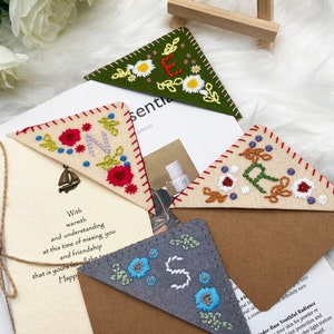 Personalized Hand Embroidered Corner Bookmark 26 Letters Felt Triangle ...