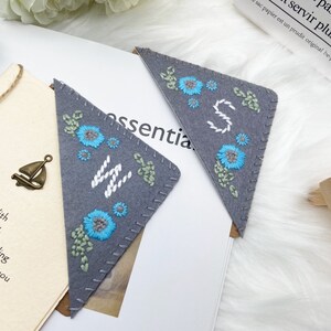 Personalized Hand Embroidered Corner Bookmark 26 Letters Felt Triangle ...