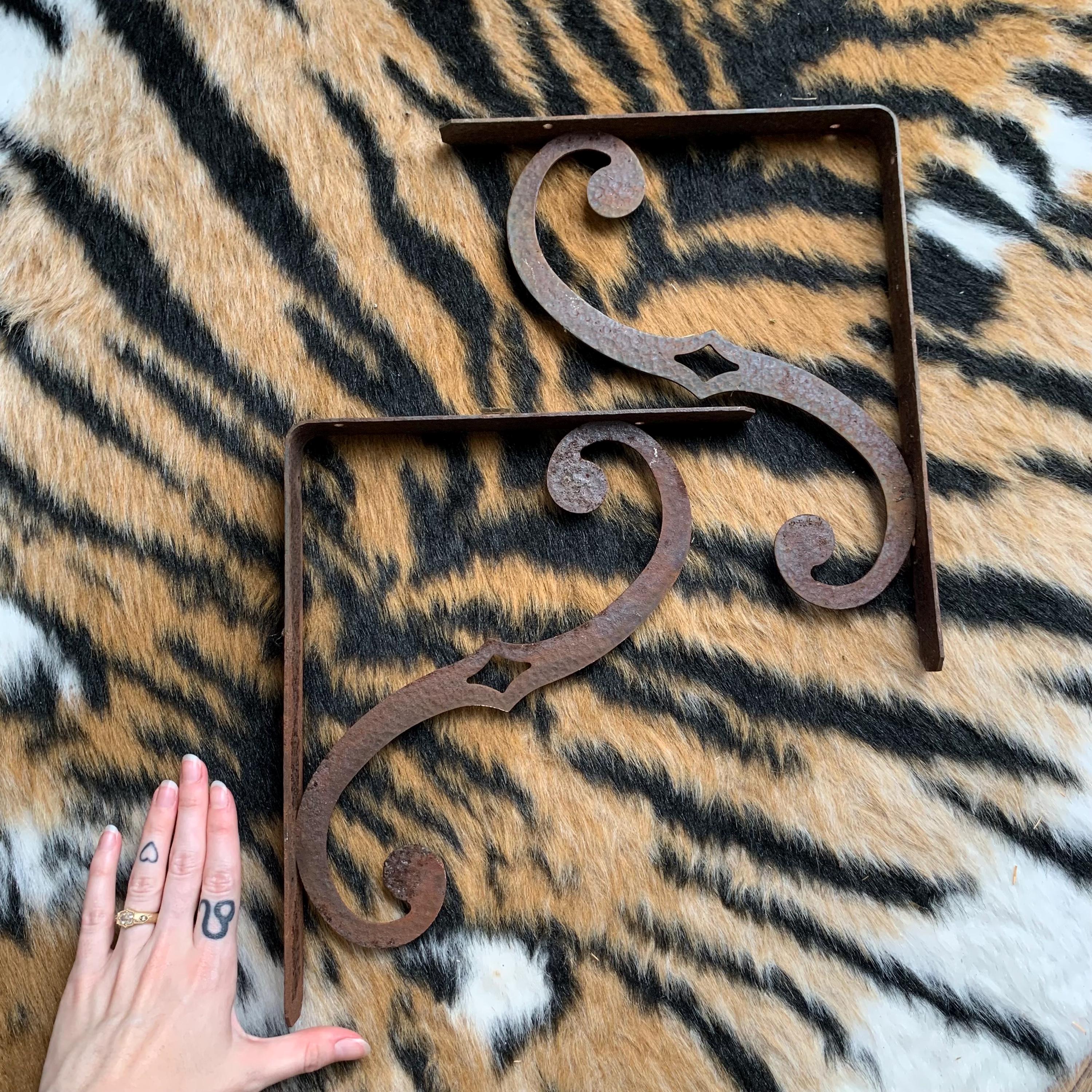 Set of 2 Large Vintage Ornamental Scroll Wrought Iron Metal Brackets Shelf Bracket Hardware - Etsy