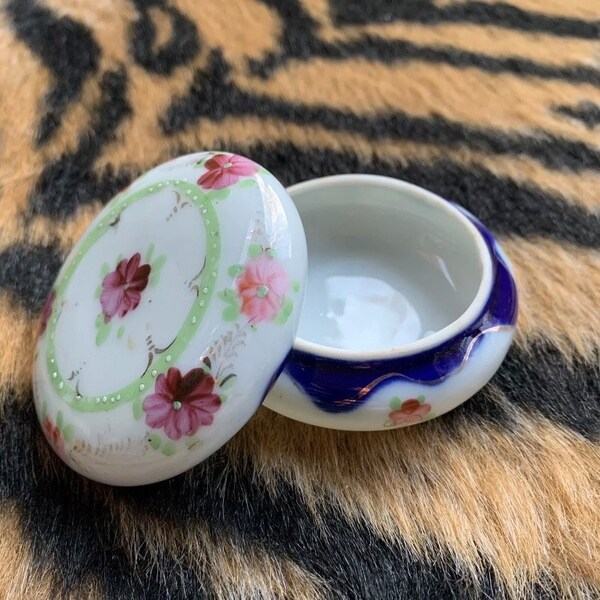 Porcelain Powder Box - Etsy