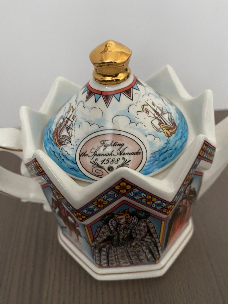Sadler Collectable Teapot, Fighting the Spanish Armada 1588, Novelty ...