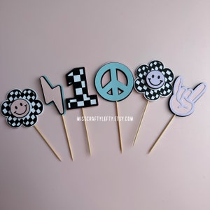 Smiley Face Cupcake Toppers | Checkered Cake Picks | Rad Party ...