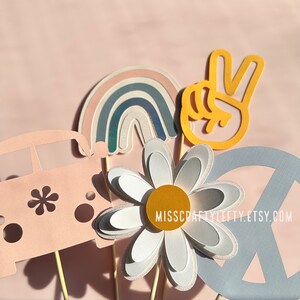 5 Groovy Centerpieces | Flower Child Centerpieces | Groovy Party ...