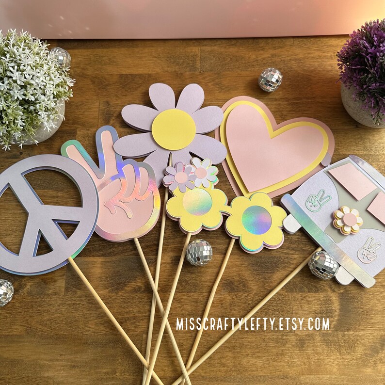 Tall Groovy Centerpieces | Retro Party Decorations | 70’s Theme Table ...