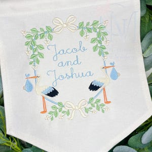 Double Stork Baby Ivy Floral Crest Machine Embroidery Design - Etsy